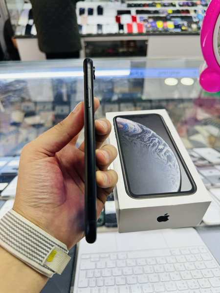 iPhone Xr 64 gb nasiya savdoga