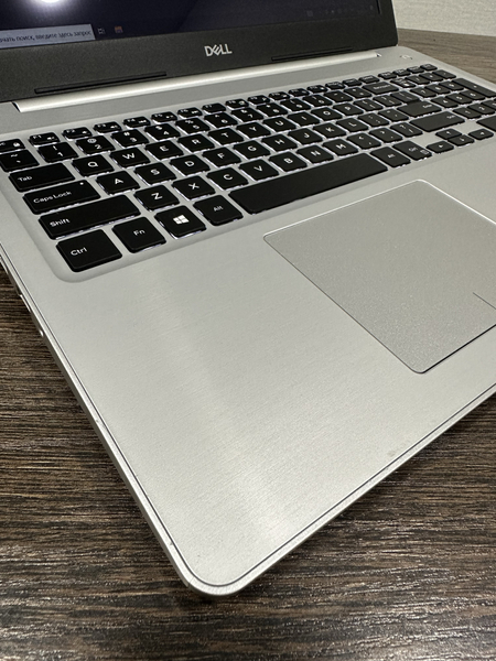 мощный RYZEN 5 ноутбук Dell Inspiron P75F, яркий сенсорный Full HD