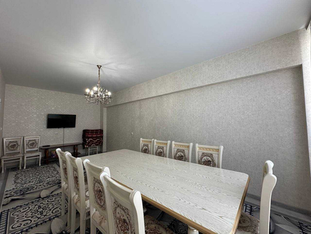 Сдаётся 2/5/8, улица Циалковского, ориентир Олтин Жужа, ID: 55348
