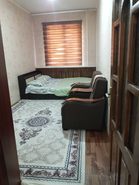 2/2/4 Чиланзар 21. Срочно продаю