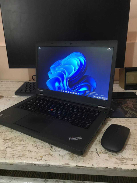 Lenovo ThinkPad 150$