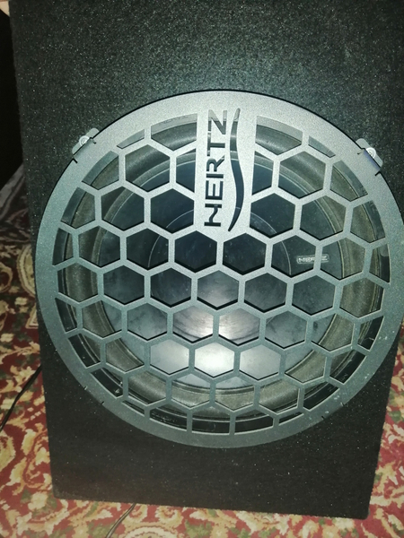 Сабвуфер hertz 1000w