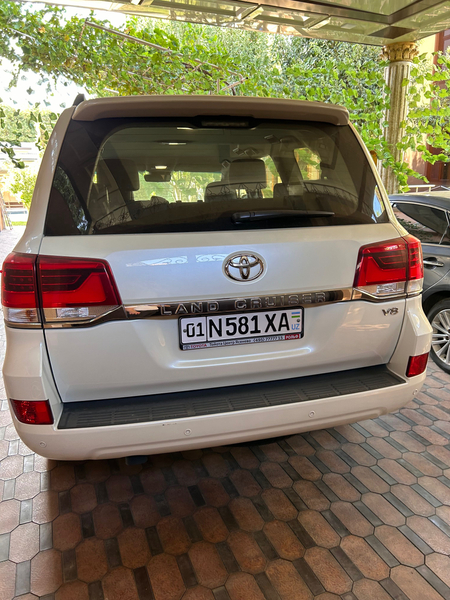 Продается Land Cruiser V8