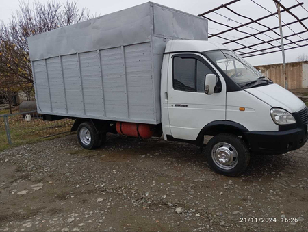 Gazel 3302 Sotiladi