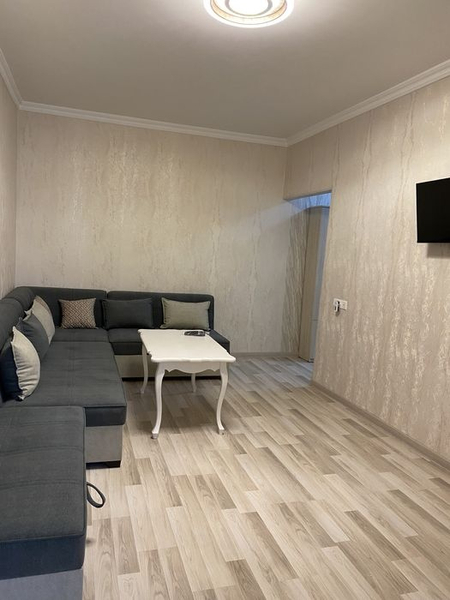 Аренда 2х комнатной квартиры на Максим Горький