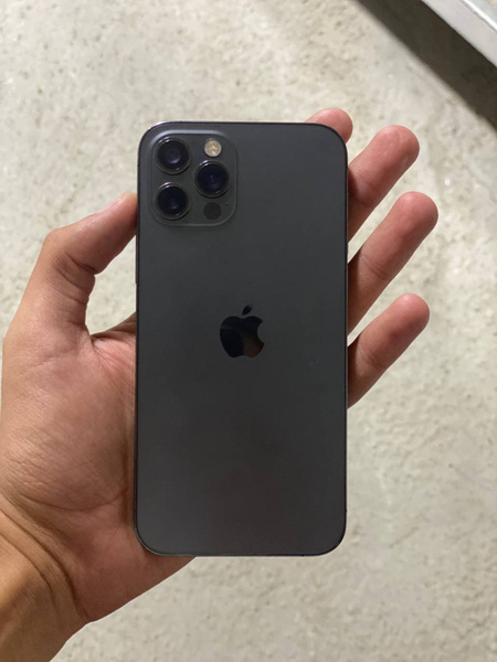 iPhone 12PRO BALCK