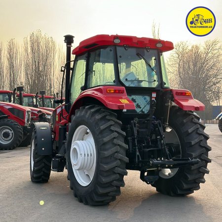 YTO NLX 1404  Traktori