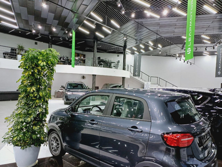 Автосалон Премиум класс 500М2 + 30Парковка Бонус