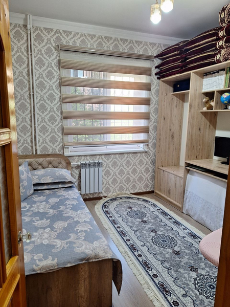 Срочно продаётся 3/2/4 с рядом рынка Кадыщева