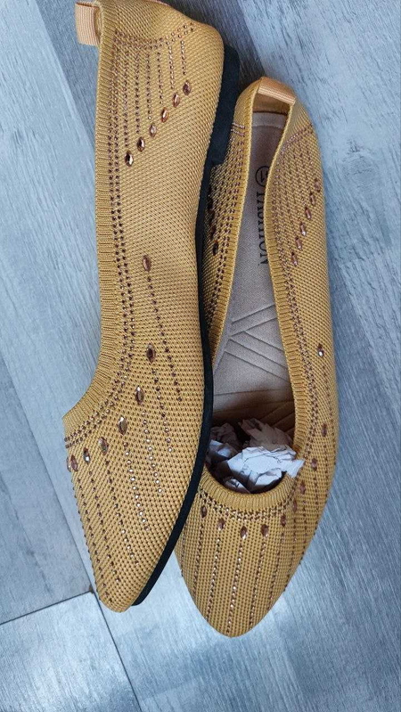 Продам свои вещи.