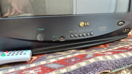 Televizor LG б/у,  рабочий, в хорошем состоянии