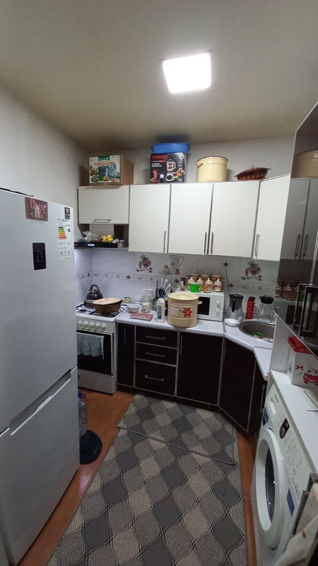 м-в Ялангач  2/1/4_50м²_68.000 $ кафе Бухара
