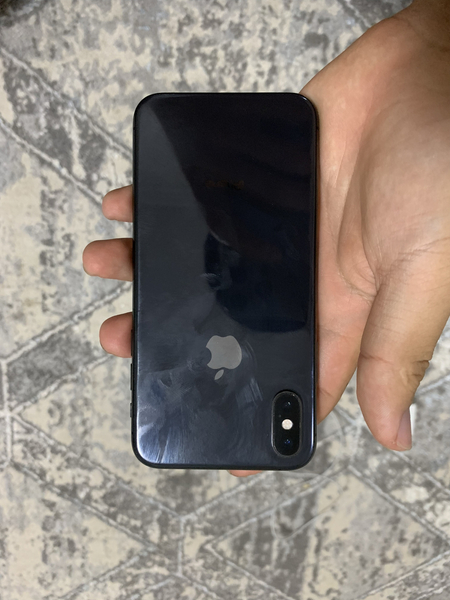 iPhone xs sotladi