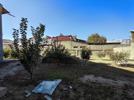 Продаются 2-е трёхуровневые коробки в Яшнабадском районе ( Олмос).