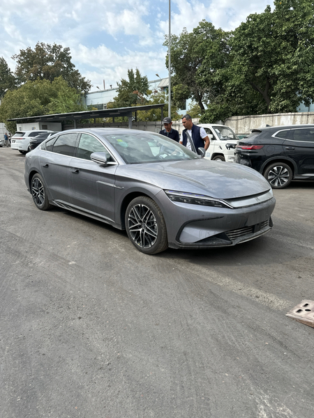BYD HAN 605 zapas hod 2024 yil 2025 versiya