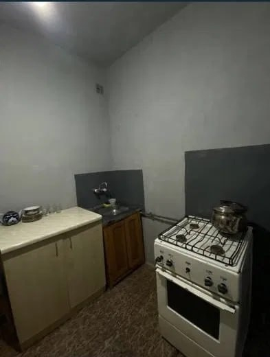 Продается квартира Чиланзар 19 2/1/4 Смежка