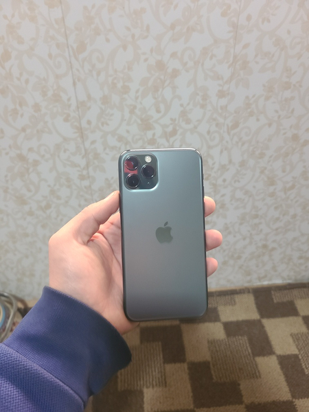 Iphone 11 pro сотилади срочно