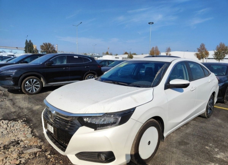 HONDA Crider Bez Lyuk
