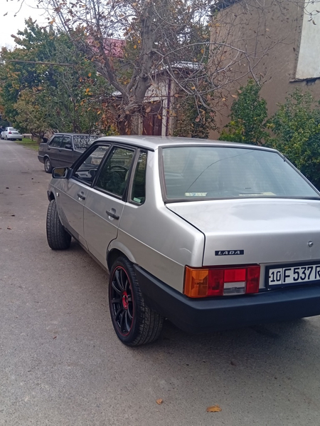 Lada 21099 yili2002