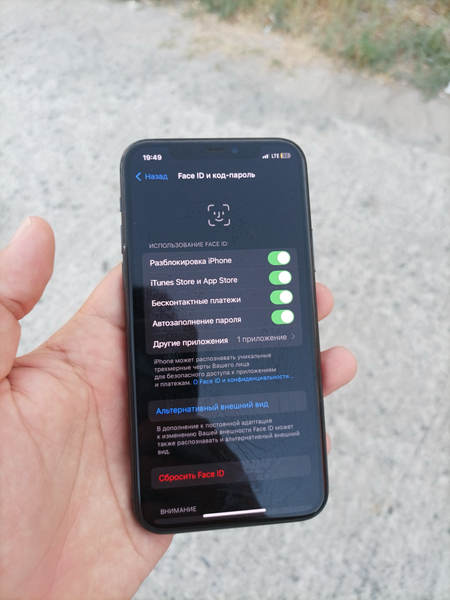 Iphone 12 pro ideal faceid true tone