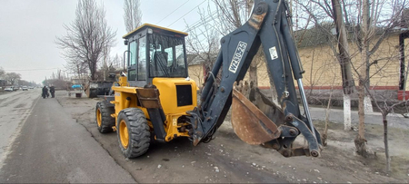 Ekiskovator Pogruzchik XMJ30-25