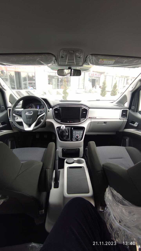 Jac M4 miniven soni chegaralangan shoshiling