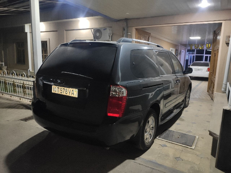 Kia Carnival 2013
