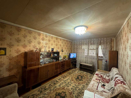Продается (сотилади) 2х ком кв на вокзале