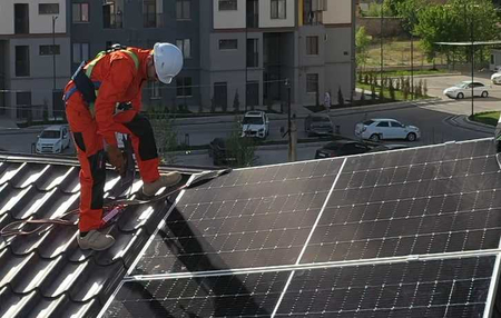 JAFA ENERGY quyosh panellarini ornatish va toliq servis korsatish