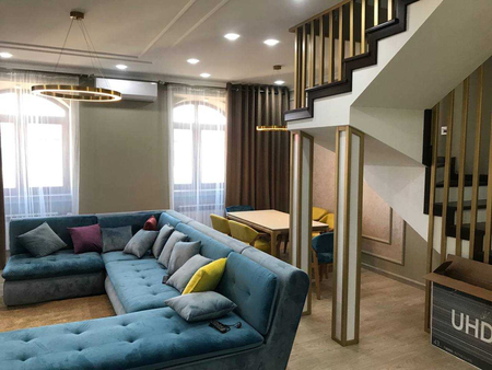 谷 125460 谷 Продается квартира в Яккасарайском районе [140 м²]