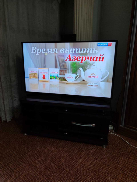 Телевизор Samsung UE49J5300