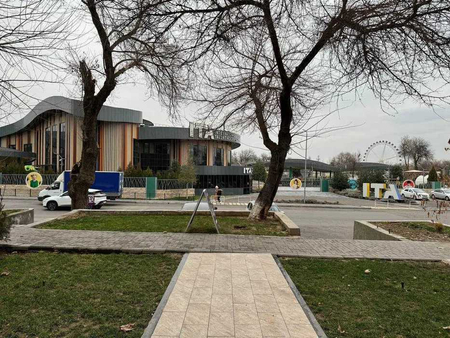 Аренда на ц1 коммерческое помещение 110м2 3000$.ZA010