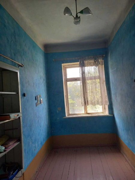 Продам 3-х комнатную на Ш.Руставели  без ремонта  (ДИ140817)