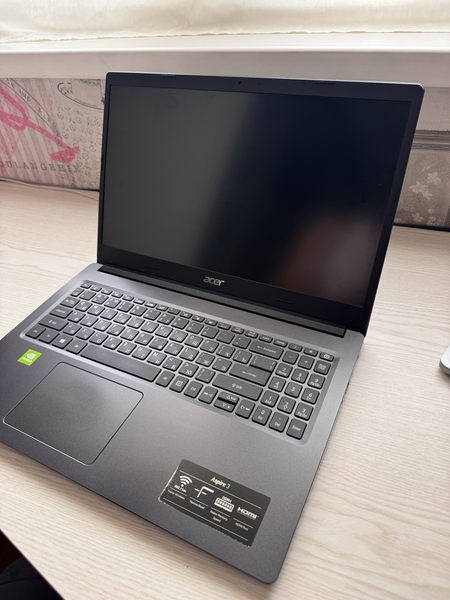 Noutbuk-Ноутбу, Acer aspire3 , i5 1035G1 8gb