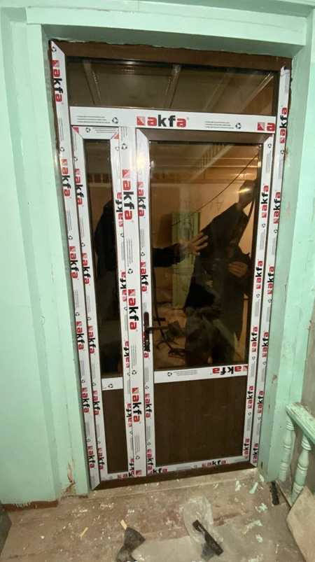 Akfa rom va eshiklar zakazga yasab oʻrnatib beramiz