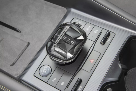В наличии BYD Song L 602KM Excellent 4WD 5-позиция