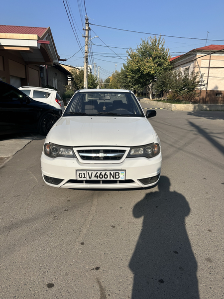 Nexia 2 toza 1ta qo’l haydalgan holati zo’r