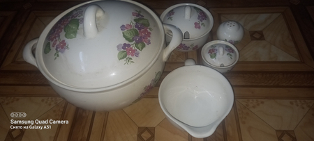 Продаю супница .