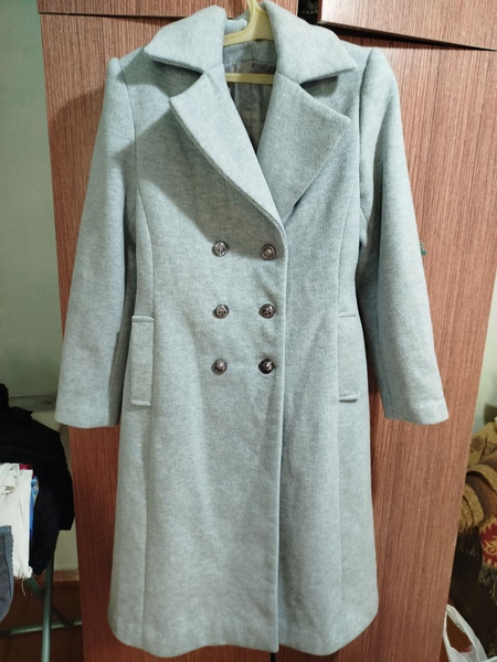 Продается женское пальто