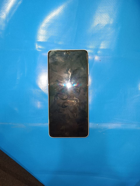 Samsung Galaxy A33 5G в хорошем состоянии