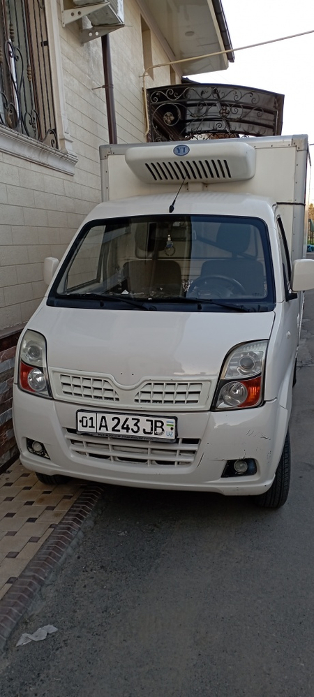 Lifan refrejirator sotiladi. Yili 2015 yurgani 241500. Moshina ozimnik