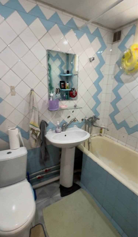 СЕБЗОР.  3 х комнатная Улучшенная планировка.  Продется