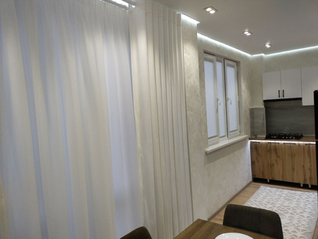 Продаётся Чиланзар 4 2в3 3 этаж. Кирпич. Б 2*6.