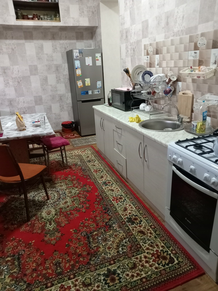 Срочно! Продаётся 2х переделанная в 3х комнатная квартира